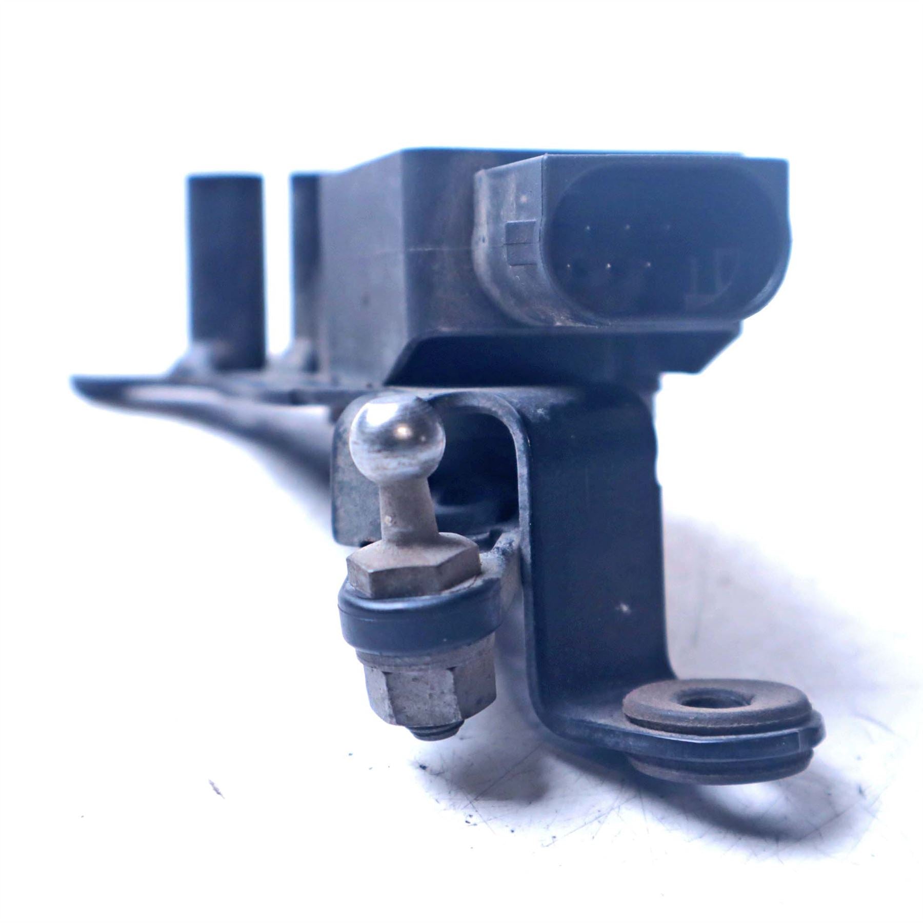 2020 BMW R1250GS Adventure Rear ESA level Sensor - 37146860843 – Motomine