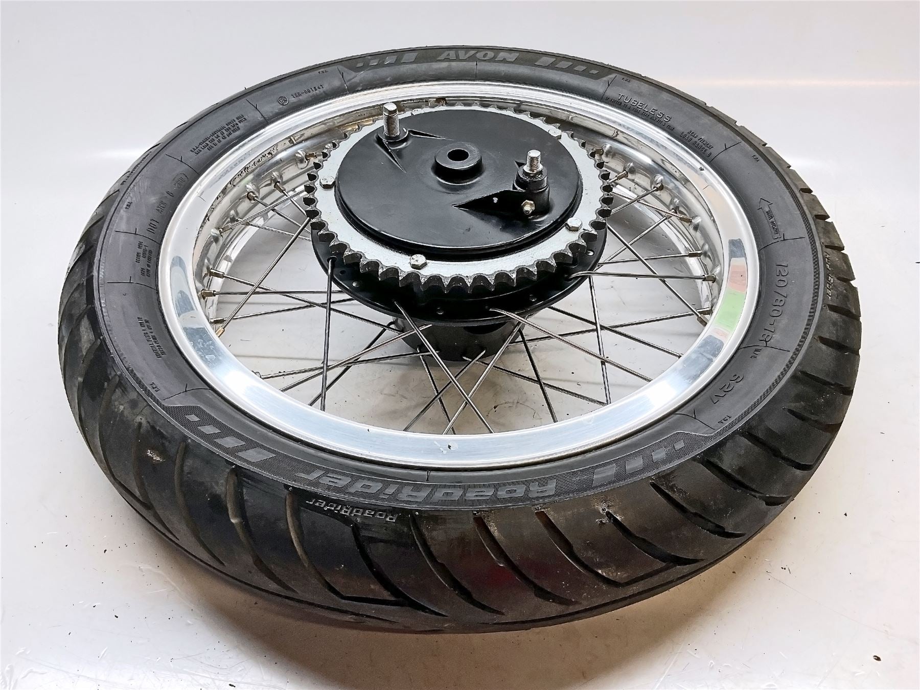 Late 1960s Triumph T120R/TR6/T140 Rear Wheel & Drum with Tyre – Motomine