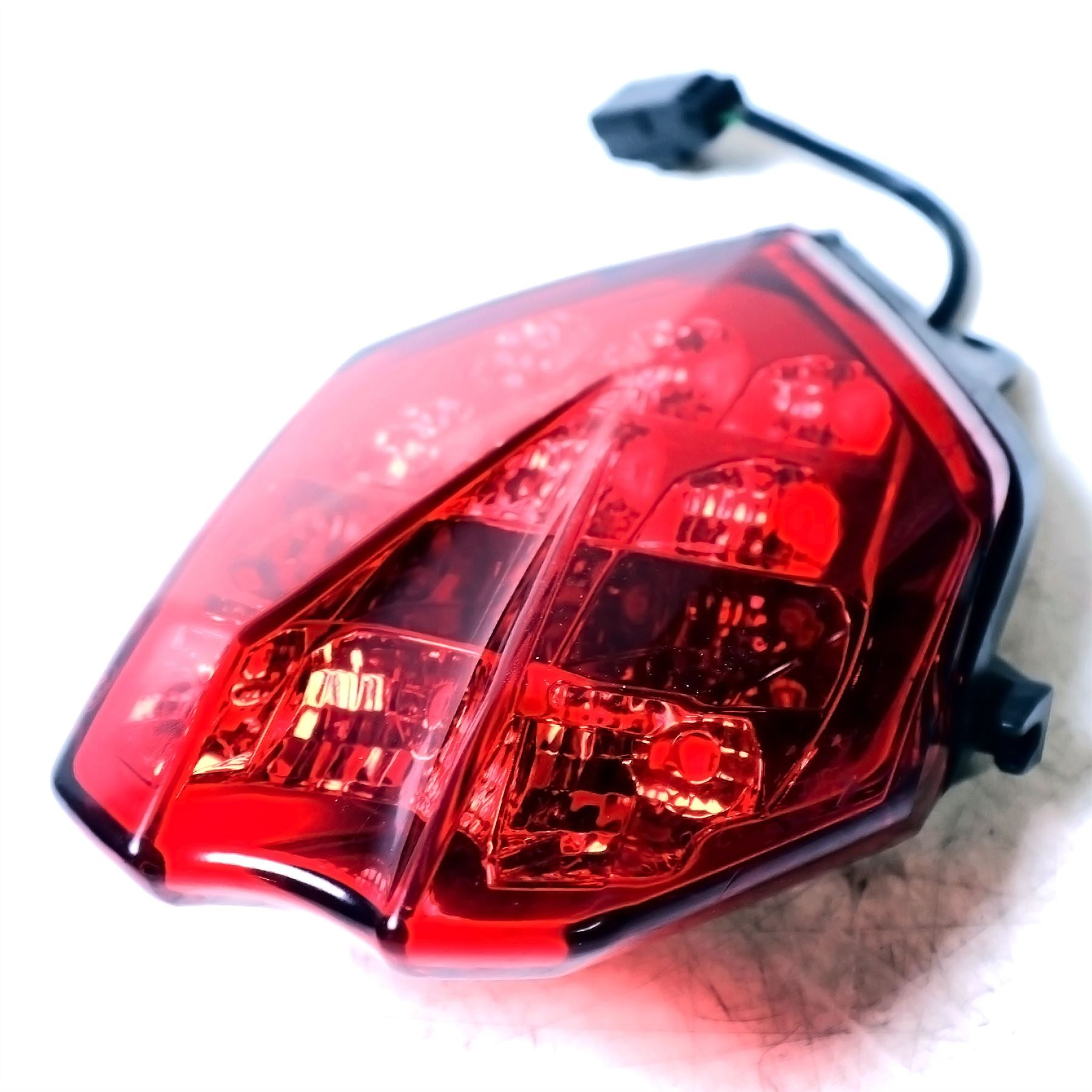 2021 Triumph Street Triple 765 RS Tail Light - T2700935 – Motomine