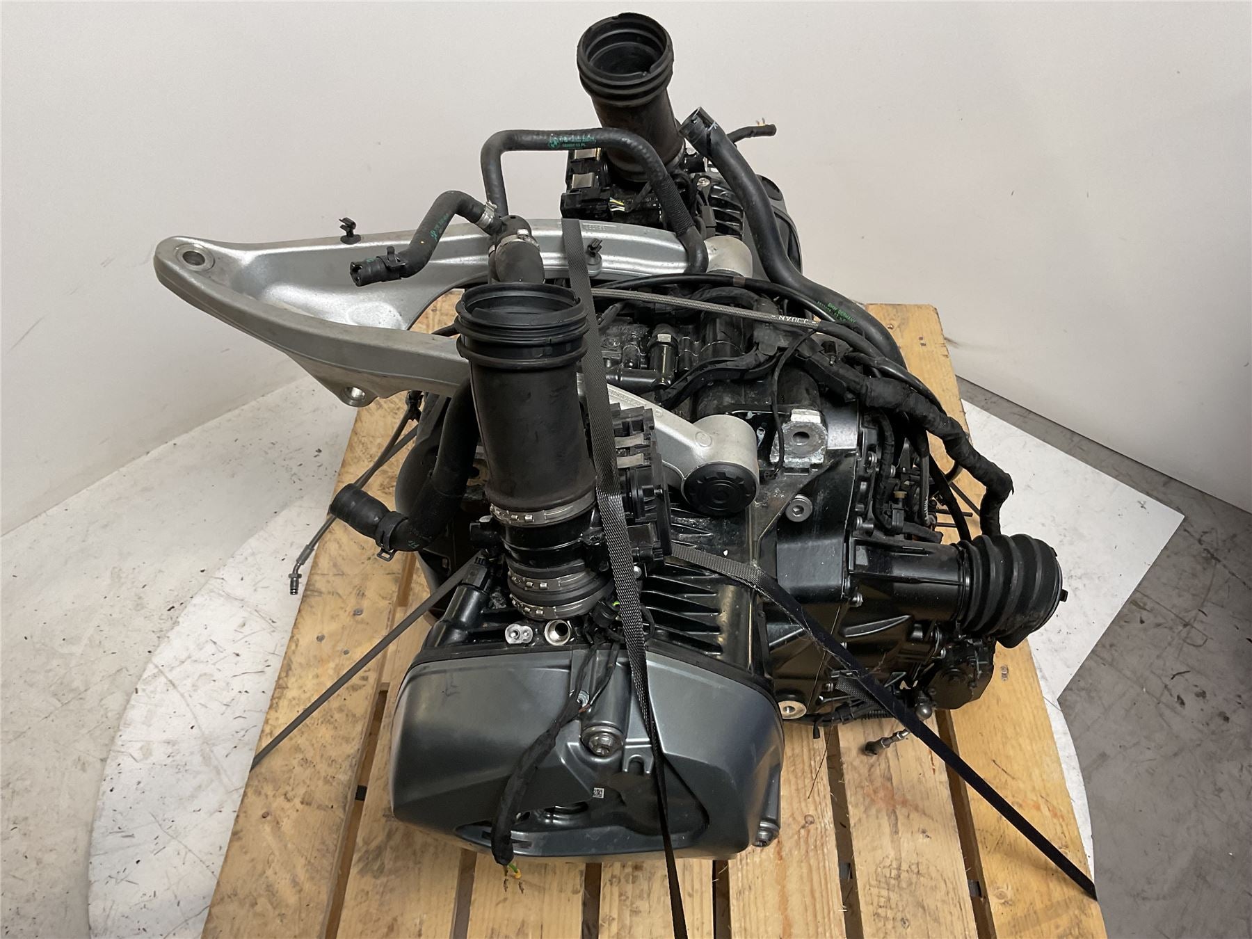 2023 BMW R1250GS Adventure Complete Engine 3559 Miles - B57744 – Motomine